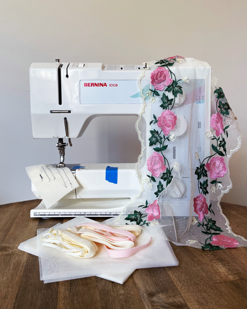 Black Beauty Bra View B Sew-Along // Part Four: Machine Settings ...