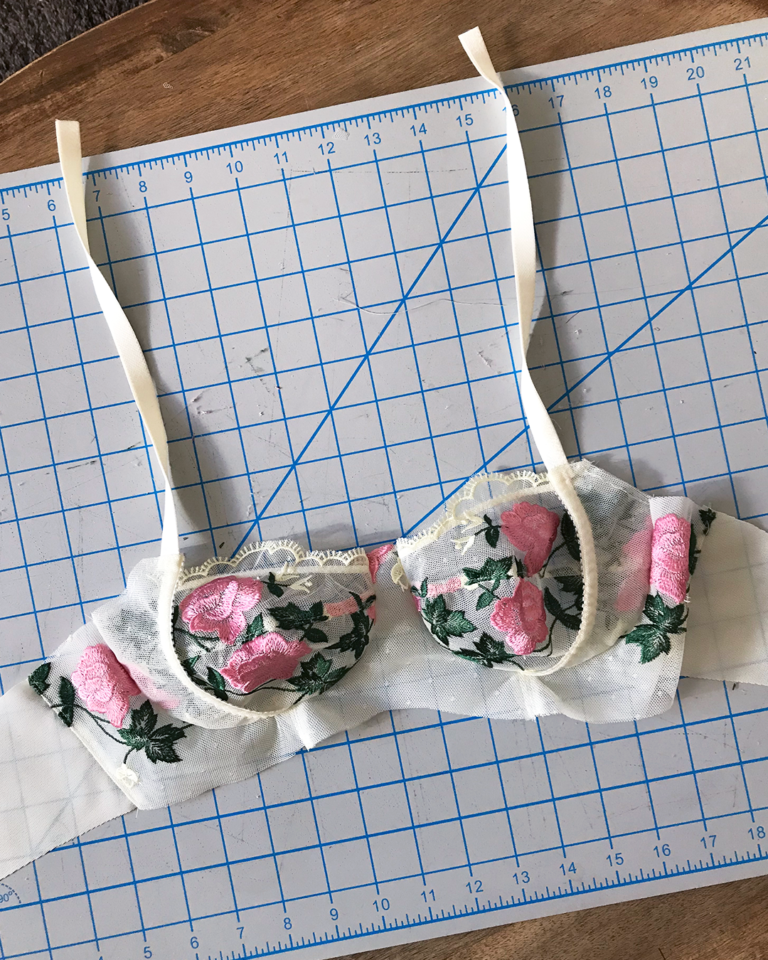Black Beauty Bra View B Sew-Along // Part Nine: Sewing – Cups into ...